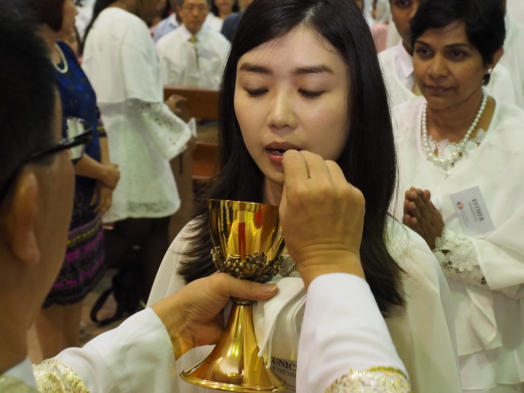 Is It Okay to Receive Holy Communion Twice? - Catholic Teaching